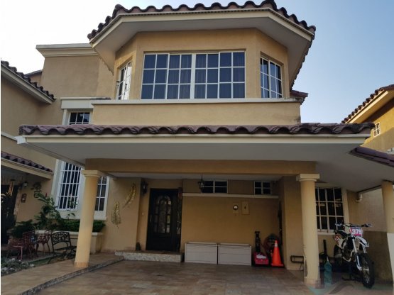 CASA CONDADO DEL REY DORADO LAKES LAKESIDE 3 REC - US$390,000 USD